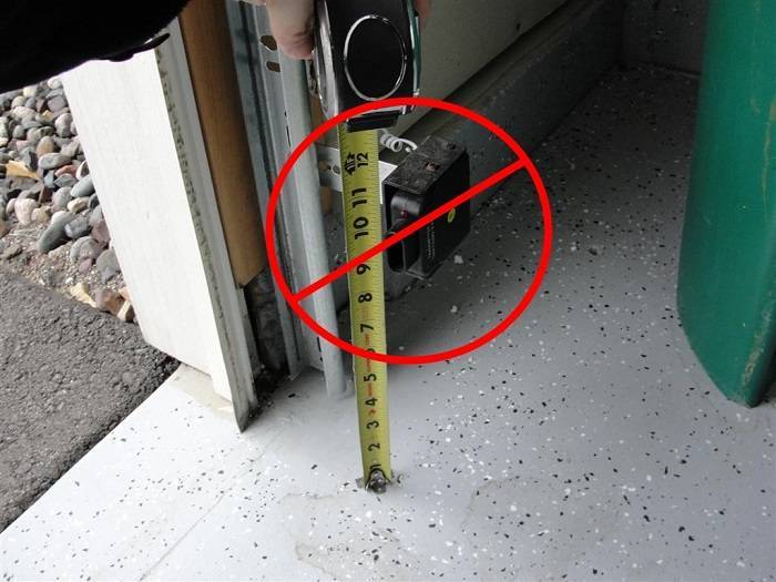 Garage Door Sensor Yellow: Troubleshooting, Tips, and FAQs